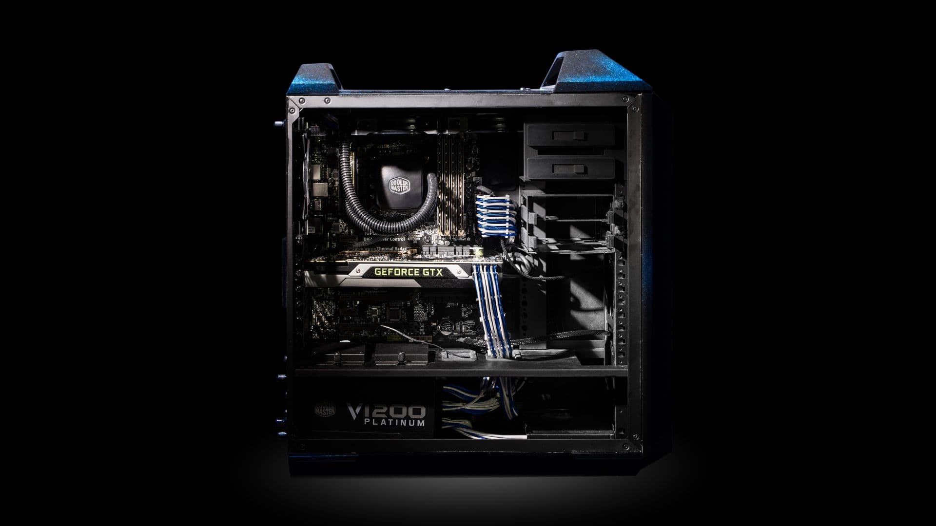 Premiera modułowej obudowy od Cooler Mastera - Tanio nie będzie ...