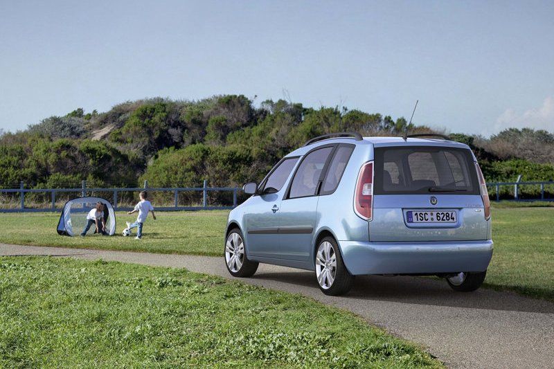 ᐅ Skoda Roomster Van 1,4 16V (85KM) M5 Style 5d - Ceny, opinie, dane ...